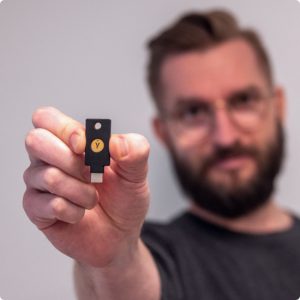 YubiKey 5 Series | Yubico YubiKey 5 entdecken | Starke ...